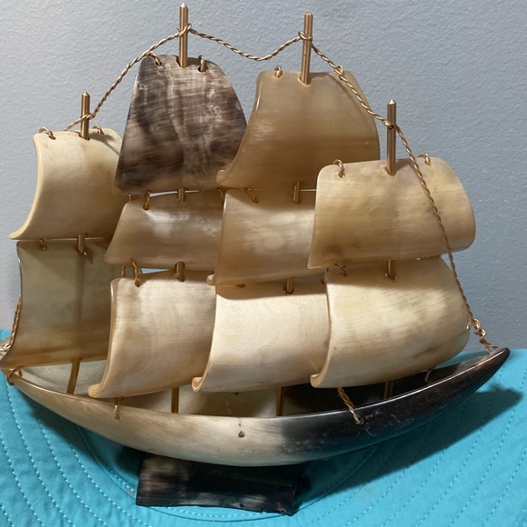 Boat | Accents | Vintage Genuine Bull Horn Model 3 Mast Ship Sail Boat ...